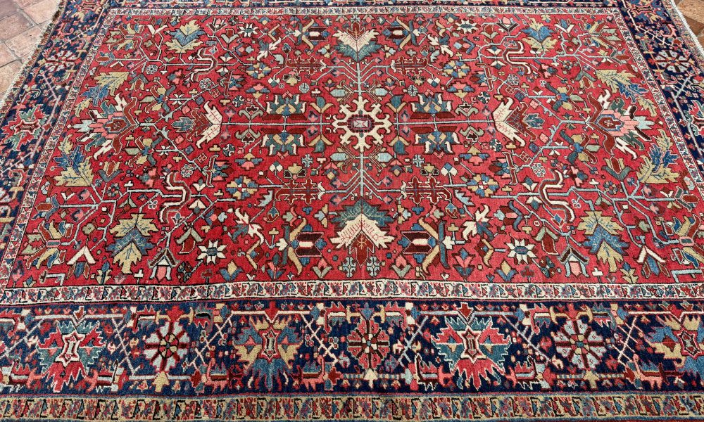 Farnham Antique Carpets - Antique Carpet & Rug Specialists.